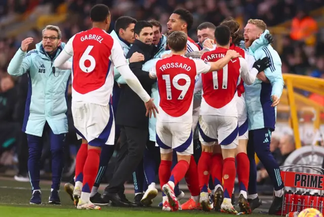 Wolves 2-2 Arsenal: Gunners throw away two-goal lead to draw with ...