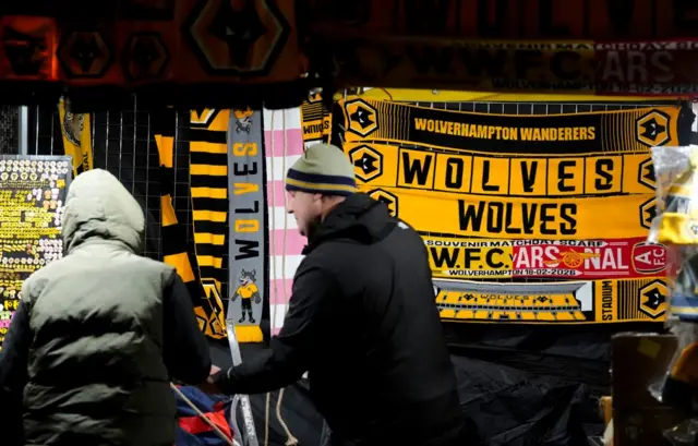 Wolves 2-2 Arsenal: Gunners throw away two-goal lead to draw with ...