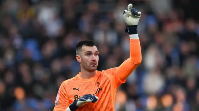 Oldham Athletic 3-0 Notts County - BBC Sport
