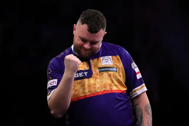 Gerwyn Price beats Gian van Veen to win Premier League Darts night nine ...