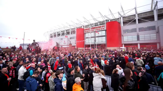 Middlesbrough v Southampton LIVE: Text commentary of Championship play ...