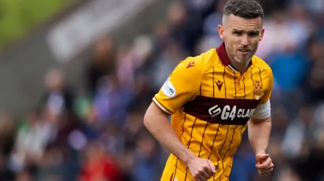 Motherwell vs Hearts LIVE: Scottish Premiership team news, radio ...