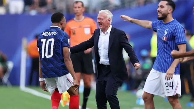 France vs Sweden LIVE: FIFA World Cup Round of 32 score, lineups ...