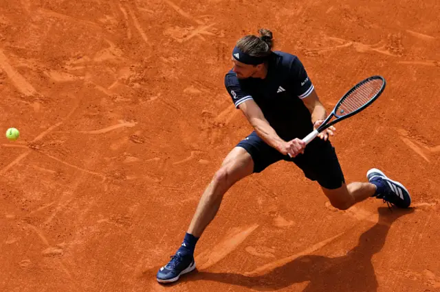 French Open 2026 LIVE: Alexander Zverev vs Jakub Mensik in semi-final ...