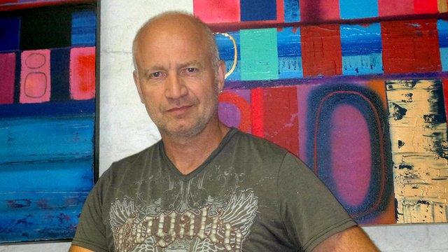 Thieves steal artist's van containing his life's work - BBC News