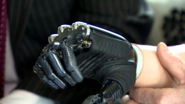 Bionic Olympics to be hosted in 2016 - BBC News