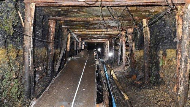 Gleision: Mine boss says colliers' memory 'most important' - BBC News