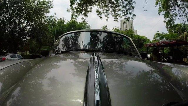 Why makers of iconic Ambassador car have lost faith in India - BBC News