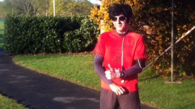 Zombie Elvis in 'world's dullest' marathon - BBC News