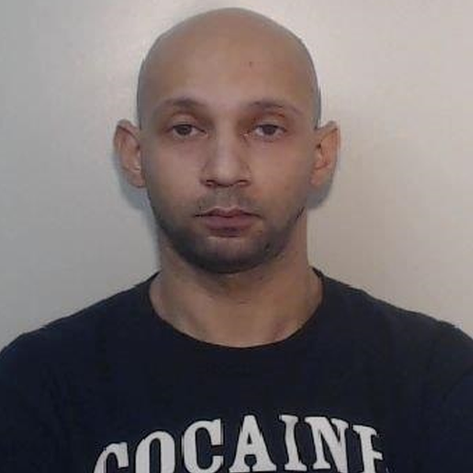 Greater Manchester PC who ran drugs ring is jailed - BBC News