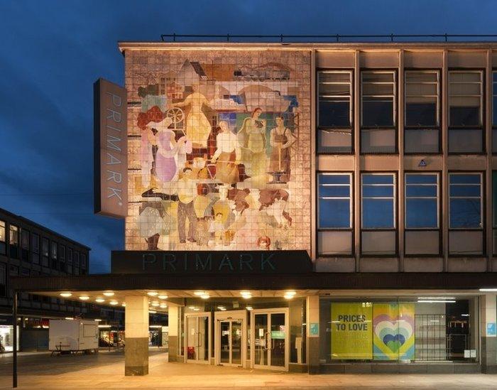 Murals recognised as important part of UK history - BBC Newsround