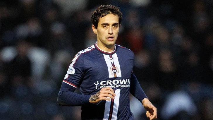 Dhanda an 'all-round midfielder' thanks to Dundee spell - BBC Sport