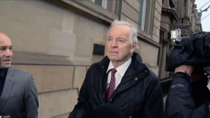 Former MSP Bill Walker loses appeal convictions - BBC News