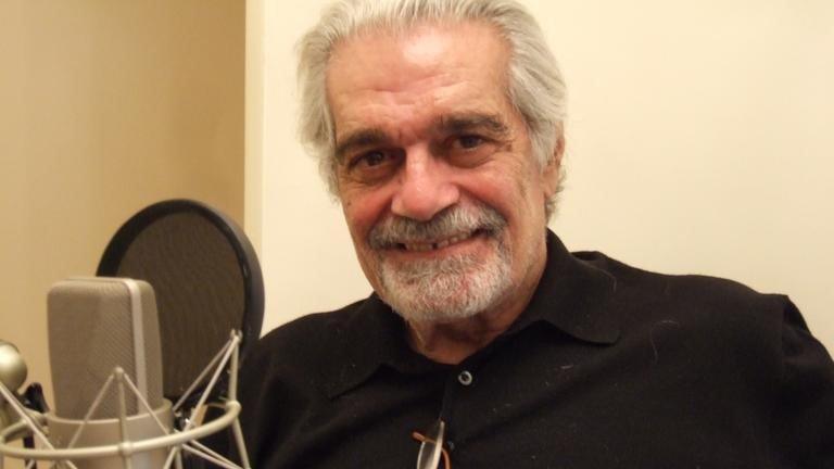 Omar Sharif: Lawrence of Arabia star dies aged 83 - BBC News