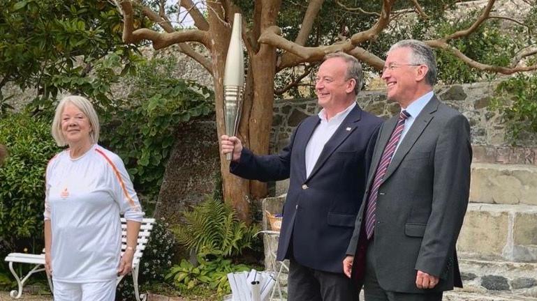 Olympic torch visits Victor Hugo's Guernsey home - BBC News
