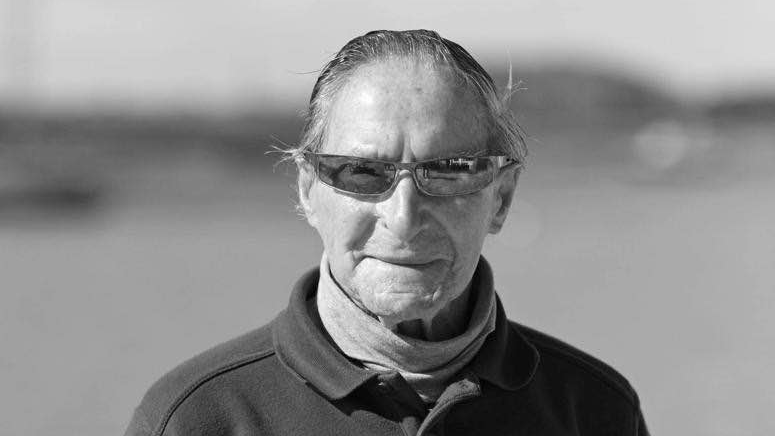 Suffolk harbour master thought to be country's oldest dies - BBC News