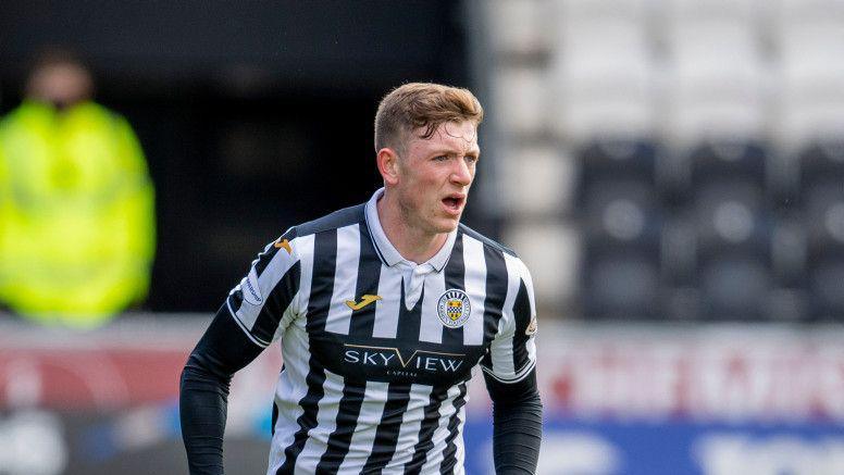 Ex-Rangers Finlayson makes Livingston switch from Linfield - BBC Sport