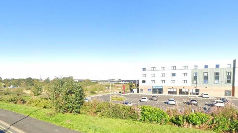 Fears Workington flats plan could impact Uppies and Downies game - BBC News