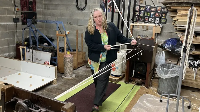 The North Yorkshire ropemakers keeping the heritage craft alive - BBC News