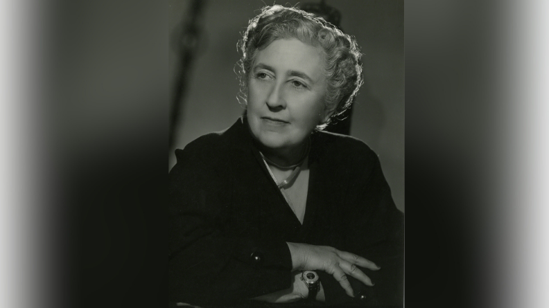 Agatha Christie: 50 years on after her death in Oxfordshire - BBC News