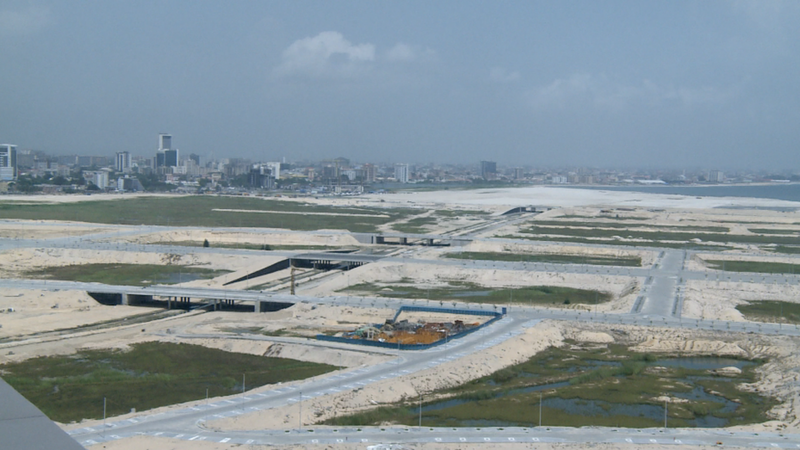 Lagos living: Solving Nigeria's megacity housing crisis - BBC News