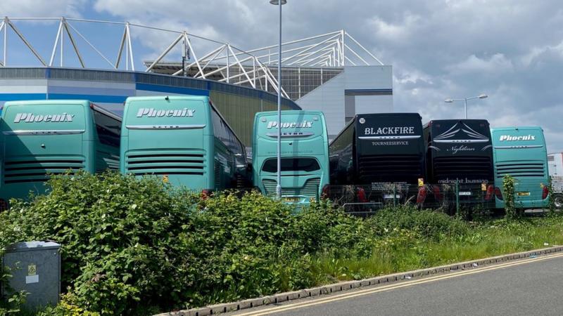 Beyoncé Cardiff: Weighing up the climate cost of worldwide tours - BBC News