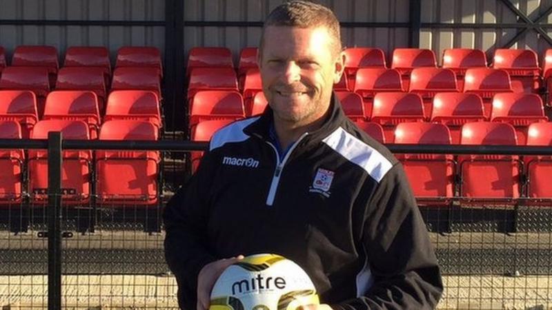 Tottenham legend Micky Hazard aims to save lives with benches - BBC News