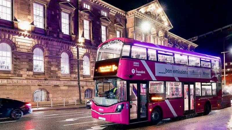 Belfast night buses: Can new pilot save the city's nightlife? - BBC News