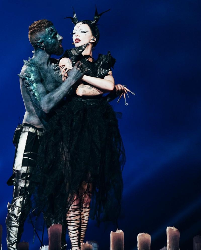 Bambie Thug: Who is the Irish 'witch' going for Eurovision glory - BBC News