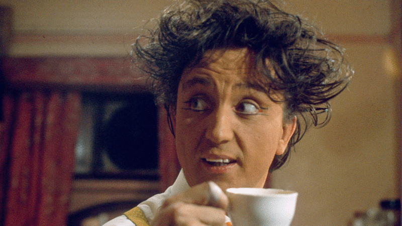Sir Ken Dodd: Documentary gives rare insight into comic's world - BBC News