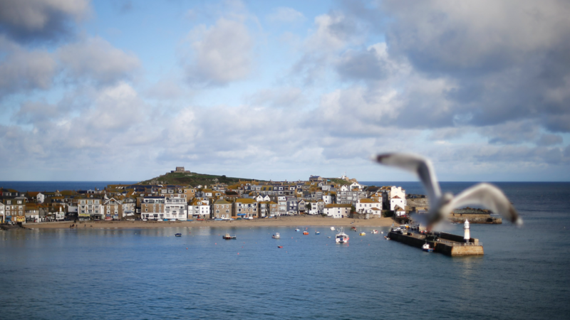 Devon and Cornwall tourism facing a 'mixed picture' - BBC News