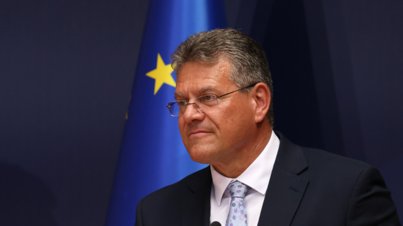 Brexit: Sea border assistance scheme extended - BBC News