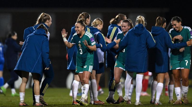 Northern Ireland Women's Football Team - BBC Sport