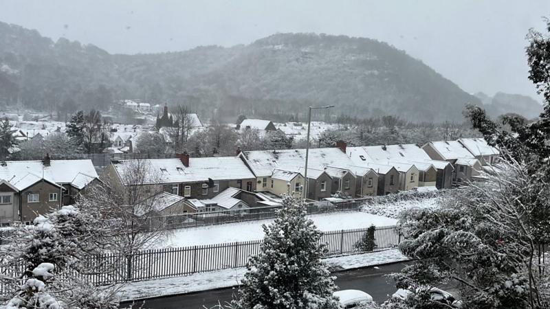 Snow - BBC News