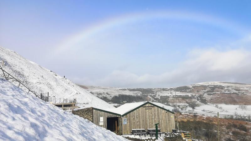'I'm really chuffed to have seen a snowbow' - BBC News