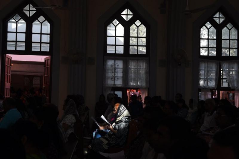 Who are Pakistan's Christians? - BBC News