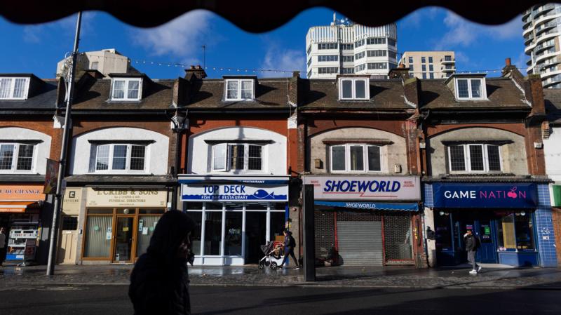 Bromley London Borough Council - BBC News