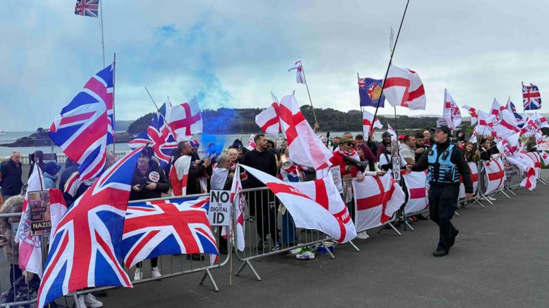 About 200 people take part in Plymouth Hoe protest - BBC News