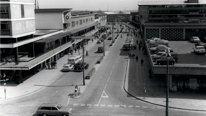 In pictures: Corby celebrates 75 years as a 'new town' - BBC News