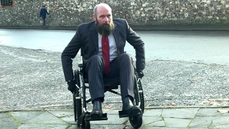 Frinton-on-Sea bigamist gets suspended term for 'cruel deception' - BBC ...