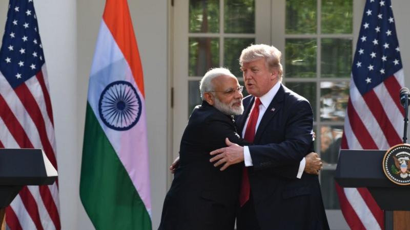 Modi's enthusiastic bear hug beats Trump's handshake - BBC News