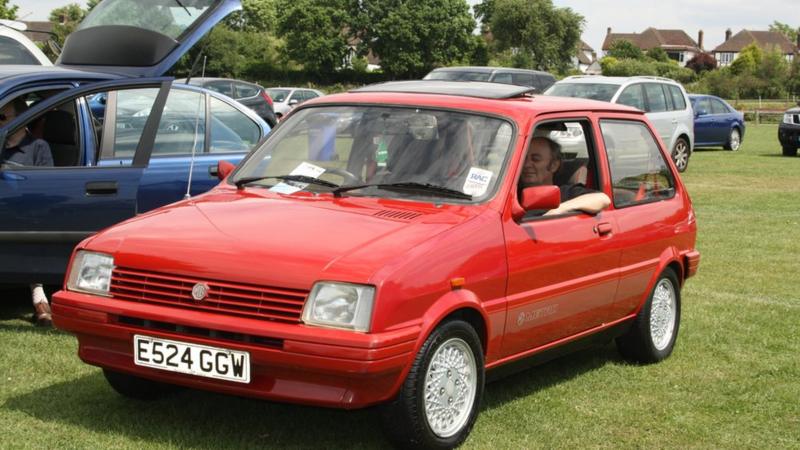 'Mocked' Mini Metro turns 40 and finds new fans - BBC News