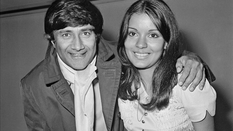 Zeenat Aman: The 1970s Bollywood diva winning Gen Z hearts online - BBC ...