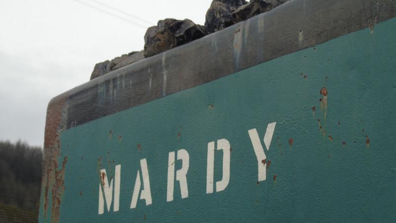 Maerdy: The day the last pit in the Rhondda closed - 25 years on - BBC News