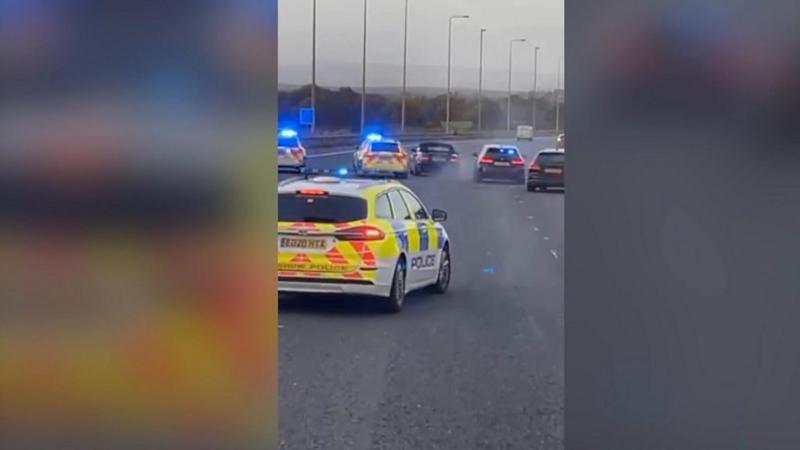 M6 motorway - BBC News