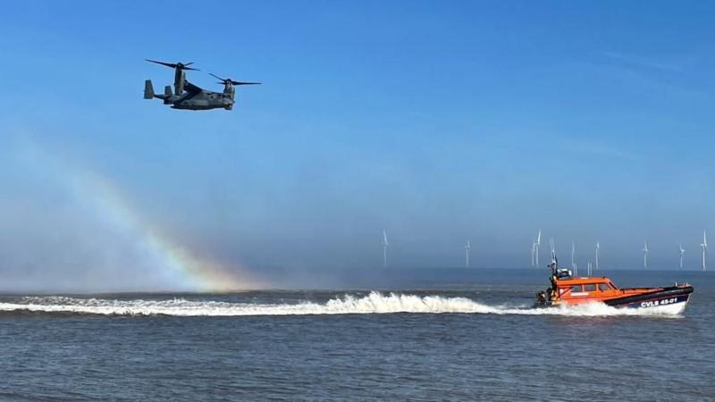 Osprey aircrew train with lifeboat for sea rescues off Norfolk - BBC News