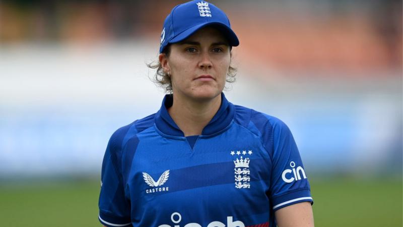 England Women's Cricket Team - BBC Sport