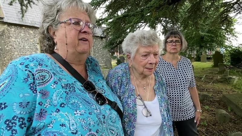 Family to tell first penicillin patient's story at conference - BBC News