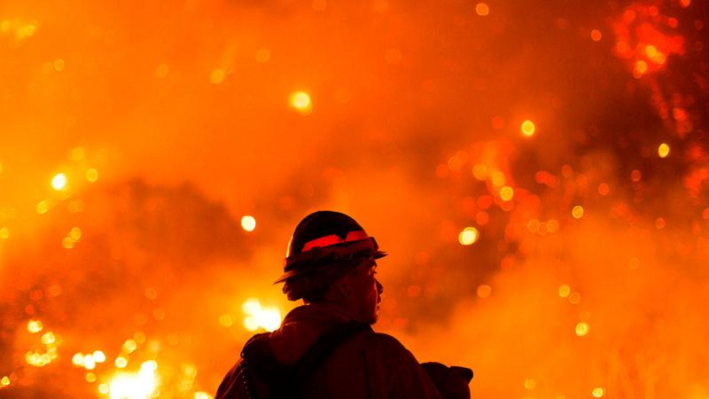 California and Oregon 2020 wildfires in maps, graphics and images - BBC ...