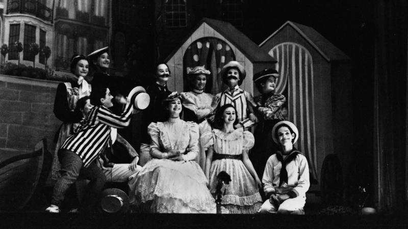 In pictures: Remembering the Queen in festive pantomimes at Windsor ...